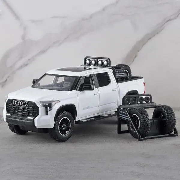 1:24 Toyota Tundra Diecast Model Car - Gift4u.Pk